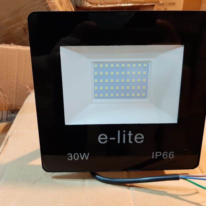 lampu sorot led 30 watt Kap Lampu Sorot 30w lampu tembak 30 watt floodlight 30w | Lazada Indonesia