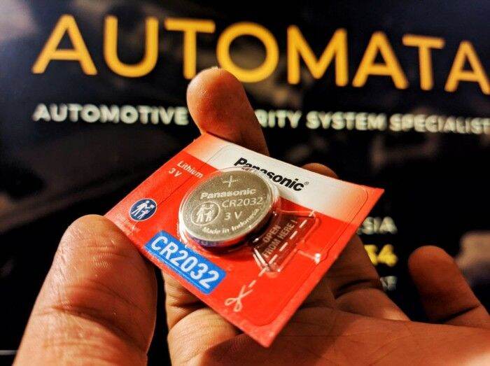 BATERAI REMOTE KUNCI MOBIL TOYOTA RUSH INNOVA YARIS ALTIS FORTUNER ...