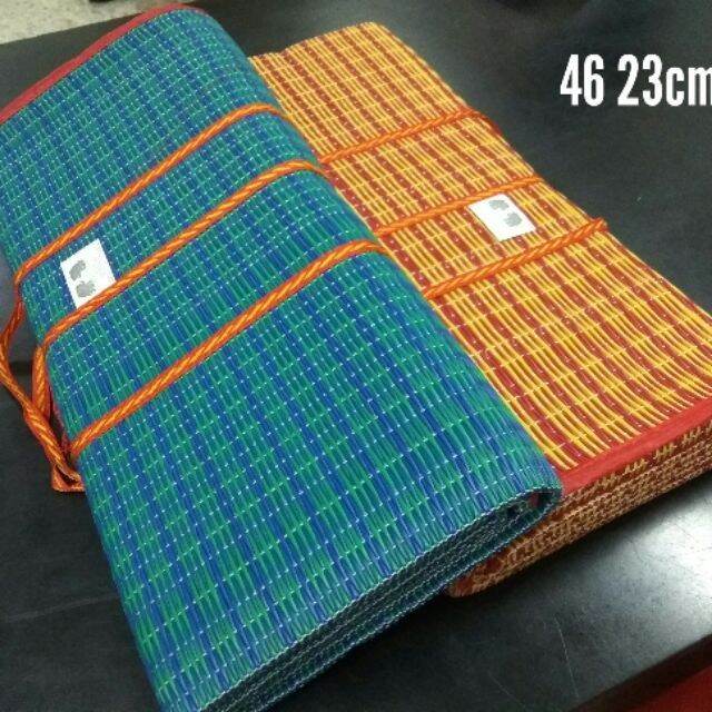 Tikar Plastik Berkelah Picnic Size Besar Lipat 3 Mudah Simpan Hand ...