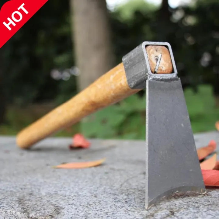 Children's toys, hoes, props, hand-made plastic, old-fashioned garden ...