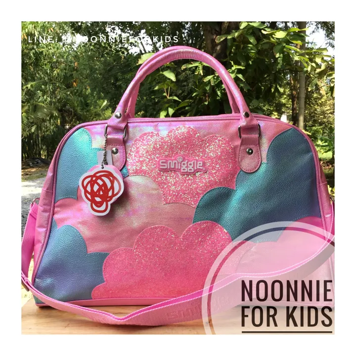 กระเป๋าเดินทางอเนกประสงค์ Smiggle Lunar Weekender Bag | Lazada.co.th