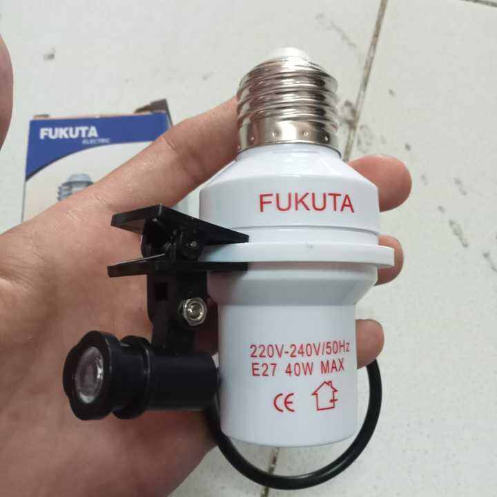 PENGHABISAN !! Fitting Lampu Sensor Cahaya Otomatis Untuk Segala Lampu ... PENGHABISAN !! Fitting Lampu Sensor Cahaya Otomatis Untuk Segala Lampu ...