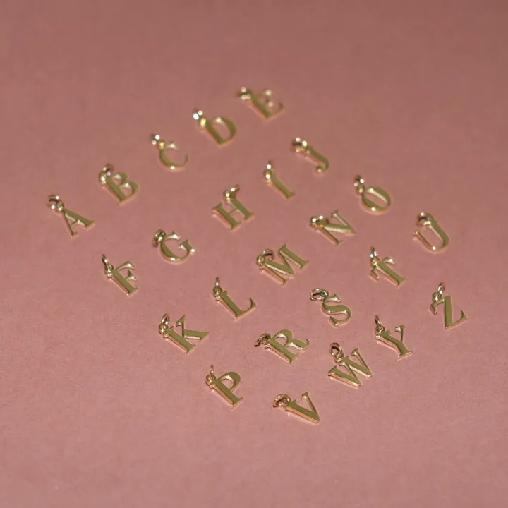 Bemet alphabet pendent เฉพาะจี้ | Lazada.co.th