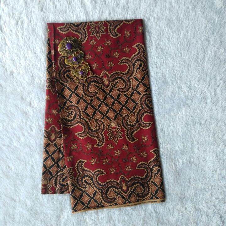 kain batik warna merah batik motif tanaman rambat bahan seragam batik ...