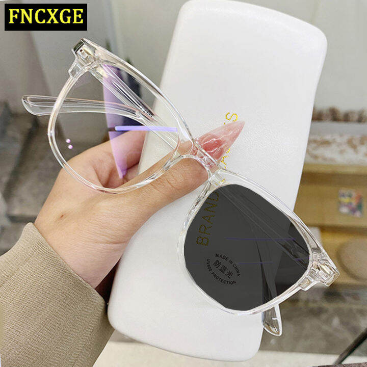FNCXGE แว่นตาสายสั้น 0.0 ถึง -6.0 สำหรับบุรุษและสตรี แฟชั่น เลนส์เปลี่ยนสีได้ ป้องกันรังสียูวี ...