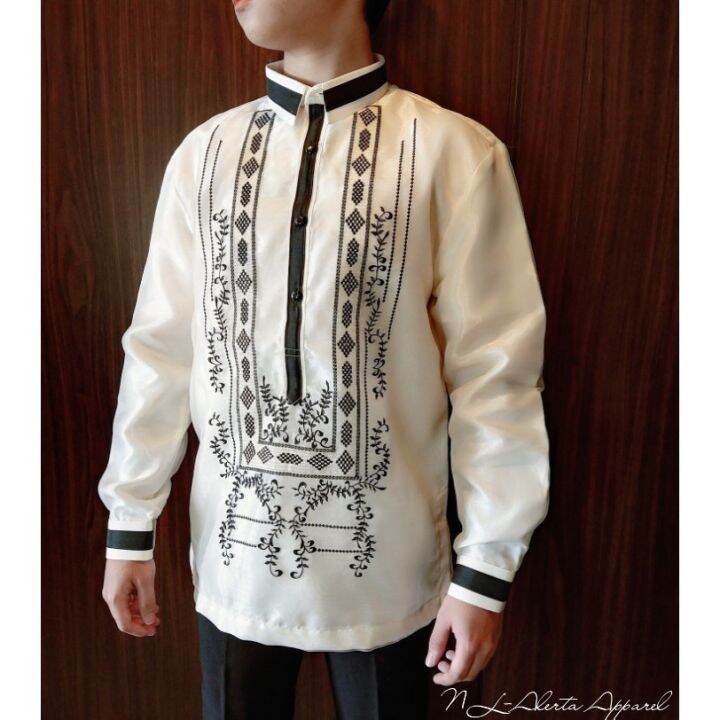 ﺴBARONG TAGALOG FOR MEN WITH COLLAR BLACK EMBROIDERED | Lazada PH