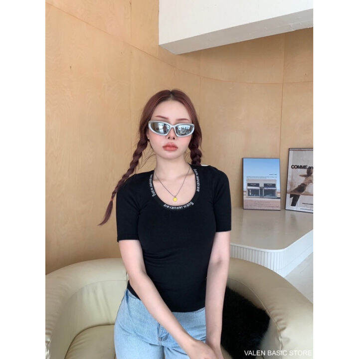 เสื้อไหมพรม Axw knit top งานป้าย Valen Basic Store คอยู ทรงสลิม กระชับสัดส่วน | Lazada.co.th