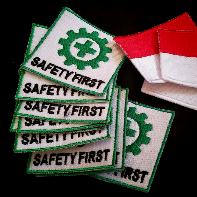 Logo Merah Putih dan Safety First Besar Untuk Seragam | Lazada Indonesia