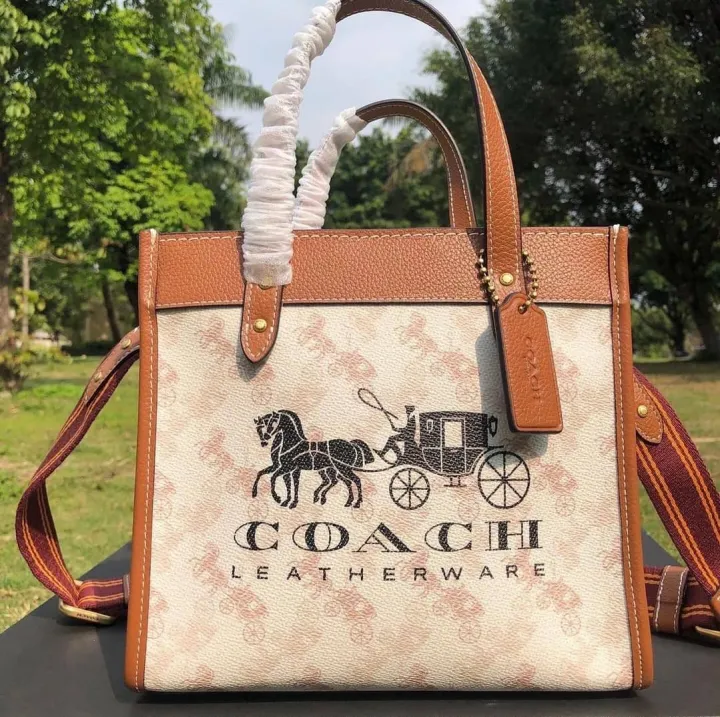 Coach OriginalField Tote 22 With Horse And Carriage Print And Carriage Badge C8456 - Chalk ...