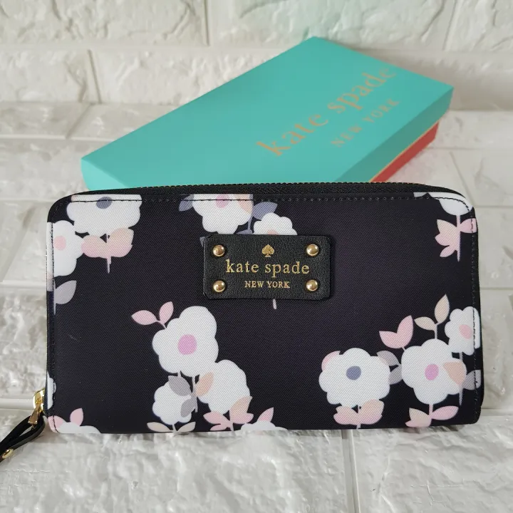 Kate Spade Classic Lyla Wallet - Floral Print in Black Nylon with Patch ...