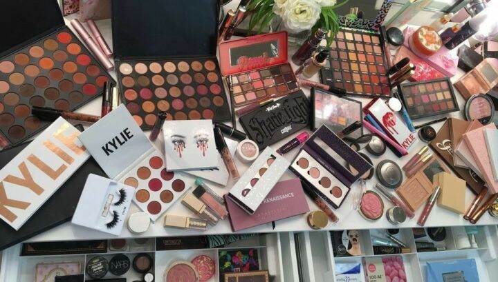 023 Make Up Kit and Accessories Set to Make Your Face Look More ...