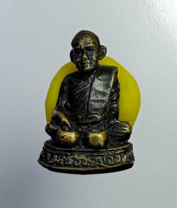 L246 รูปหล่อ หลวงพ่อทองอินทร์ วัดสวนประดู่ทอง จ.เพชรบูรณ์ | Lazada.co.th