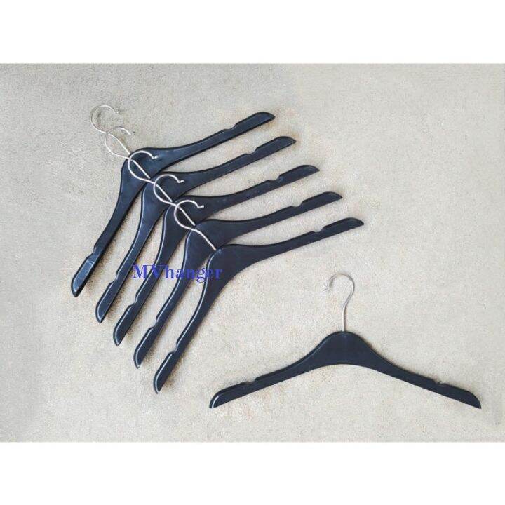 Hanger 151 Dewasa Hitam dan Putih Plastik Berkualitas Tebal Gantungan ...