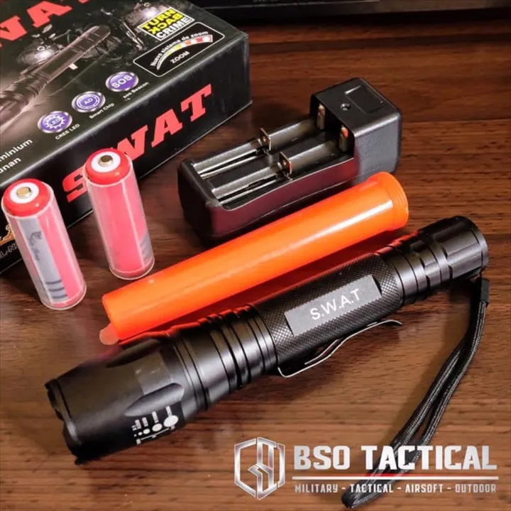 Senter outdoor SWAT POLICE LED Flashlight zoom 2 rechargeable battery ...