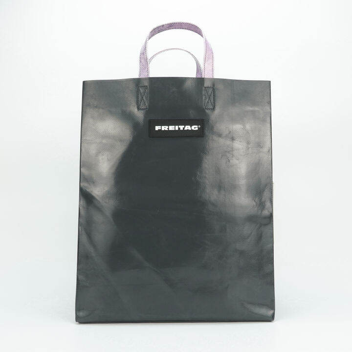 Freitag F52 MIAMI ผ้าเทาชาโคล หูหิ้วผ้าปริ้นม่วงอมขาวดัดกับเทาชาโคลสวย ...