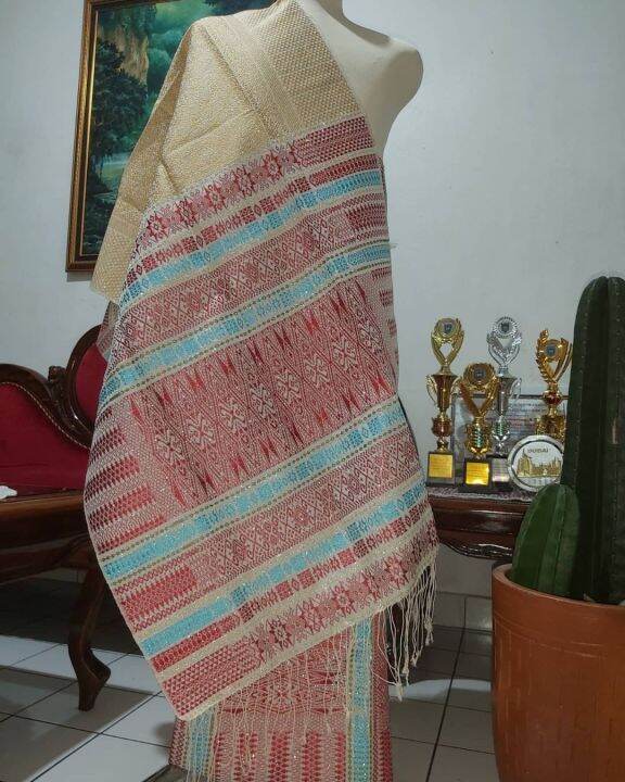 Tumtuman Tarutung Warna Merah Kombinasi Gold | Lazada Indonesia