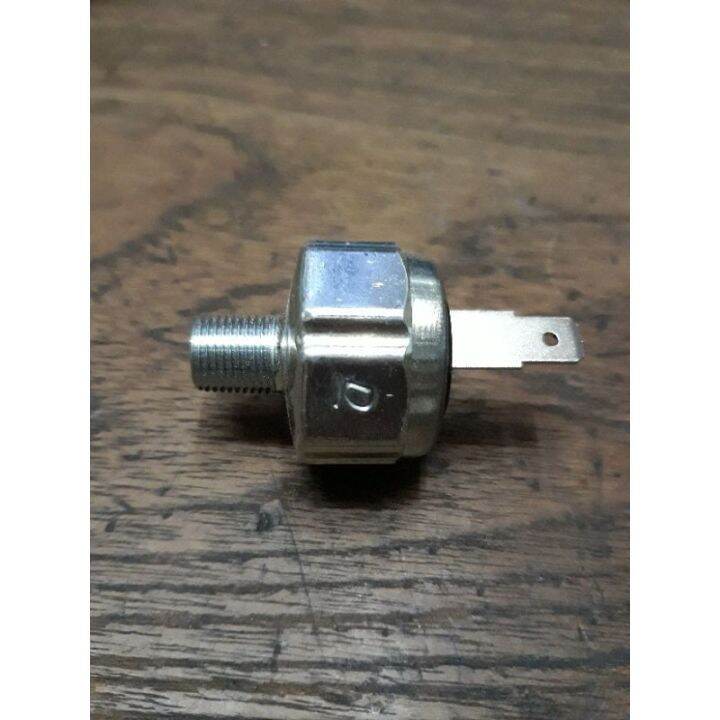 Switch Oli Mobil L300/ T120/ Colt Diesel/ Carry/ Futura/ Universal merk ...