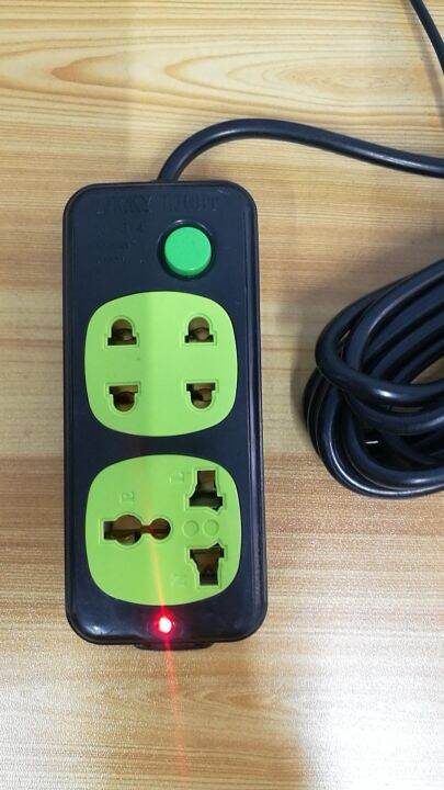 Lucky Light Socket-Outlet and Extension Cord 8A-250V/1500W 4meters cord ...