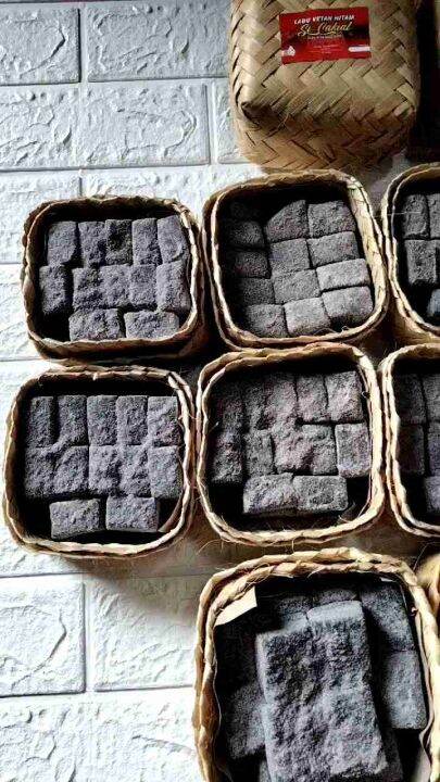 Ladu ketan hitam manis original khas Tasikmalaya kemasan besek isi 24 biji | Lazada Indonesia