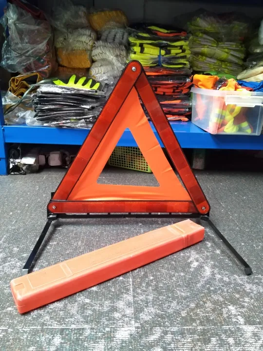 Reflectorized Early Warning Device warning triangle is made using a red ...