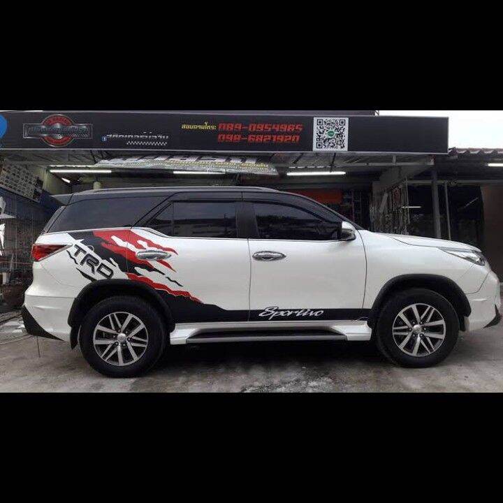 Stiker mobil toyota fortuner sticker mobil fortuner cutting stiker body ...