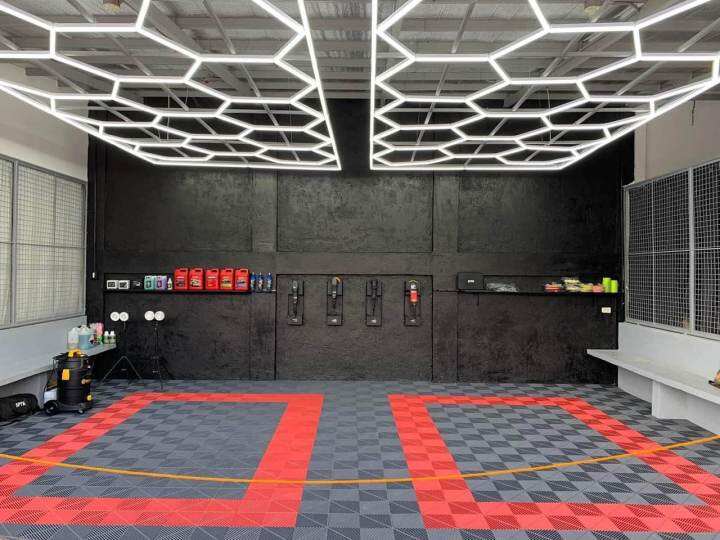 25mm thickness Garage tiles Detailing Studio Floor Trax ( Heavy Duty ...