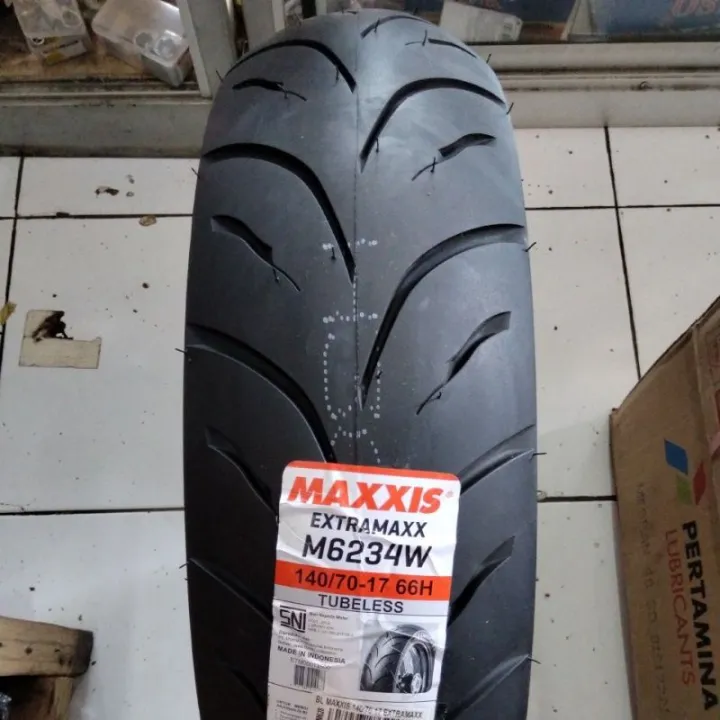 Ban Maxxis Extramaxx 140 / 70 -17 Tubeless M6234W Ban Motor Belakang ...
