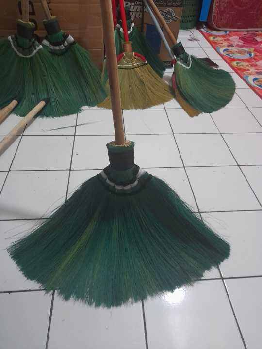 Sapu Lantai Rayung Sapu Jerami Tebal Alami Sapu Rumput Jerami Murah ...