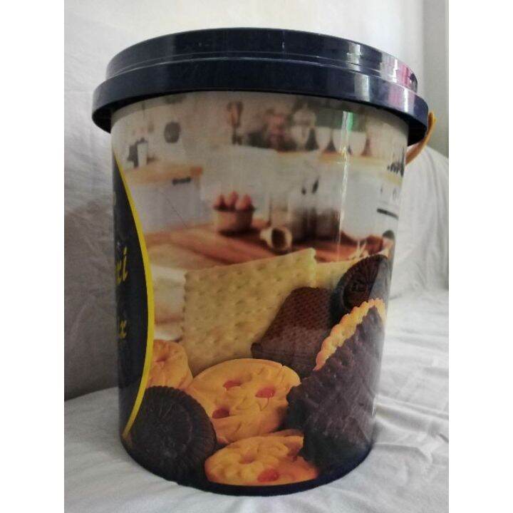 ☃Rebisco Maxi Mix in a Bucket | Lazada PH