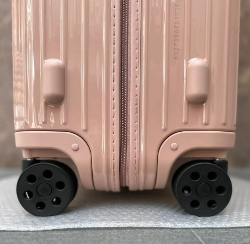 Rimowa The Rimowa factory sells tires for repair and replacement of the ...