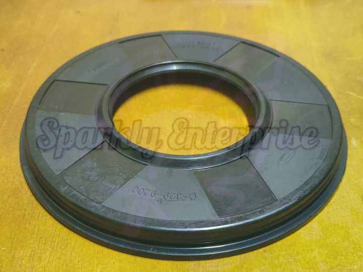NISSAN UD QUESTER CWE370 CWE330 REAR WHEEL OIL SEAL IN & OUT C-329-9200 ...