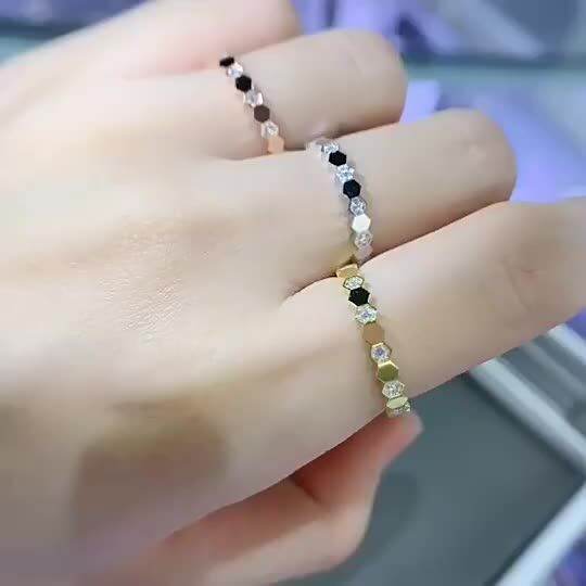 แหวนรังผึ้ง Shangmei cnc งานฝีมือแกะสลักรุ่นสูงหกเหลี่ยม s925 ความรู้สึกของการออกแบบเฉพาะกลุ่ม ...