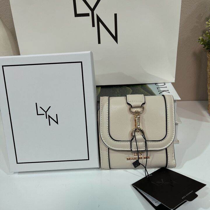 กระเป๋าสตางค์ lyn ใบสั้น 4.5 นิ้ว | Lazada.co.th