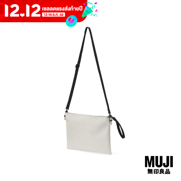 มูจิ กระเป๋าสะพายข้างกันละอองน้ำ ซาโคช - MUJI 2 Way Sacoche (New Color Season) | Lazada.co.th