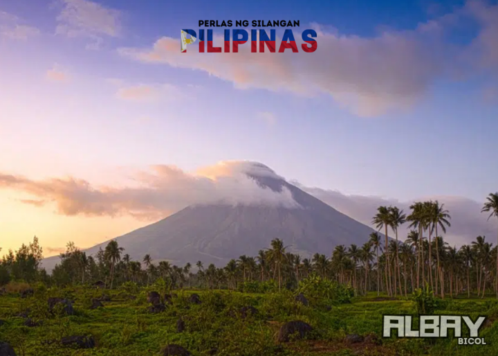 Philippines Tourist Spot Design Rubber Ref Magnet Souvenir (Mayon ...