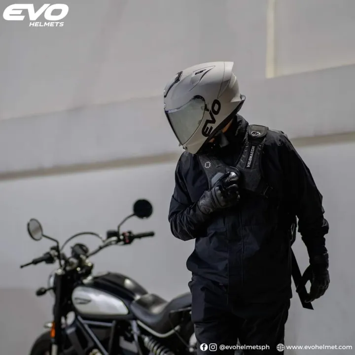 EVO SVX-02 Plain Full Face Dual Visor Helmet with Free Clear Lens ...