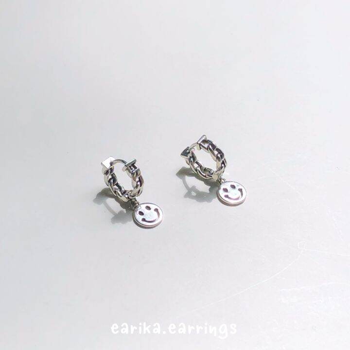 earika.earrings - smiley chain hoop ต่างหูห่วงโซ่จี้รูปยิ้มเงินแท้ เหมาะสำหรับคนแพ้ง่าย | Lazada ...