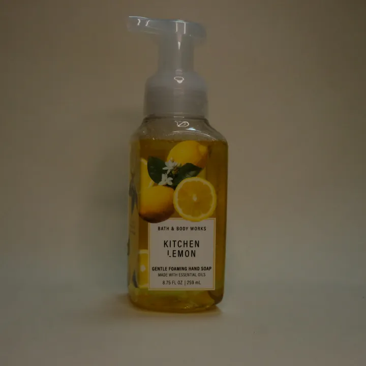 Bath and Body Works Kitchen Lemon Gentle Foaming Hand Soap 259 ml ...
