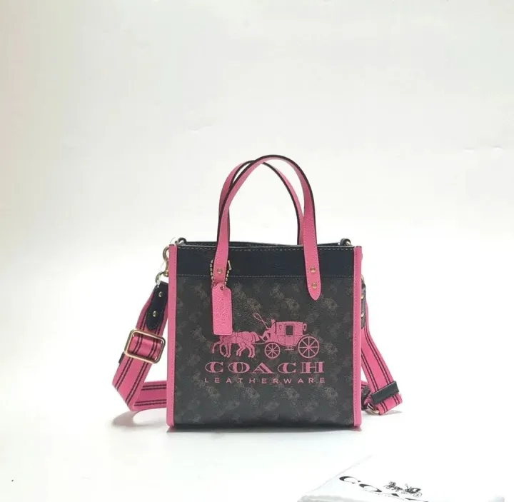 Original Coach C8456 Field Tote Bag 22 With Horse And Carriage Print And Carriage Badge ...