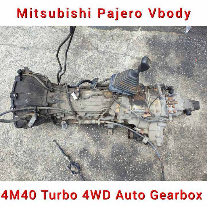 Mitsubishi Pajero Vbody 4M40 Turbo 2.8cc Diesel 4WD Auto Gearbox / Auto ...