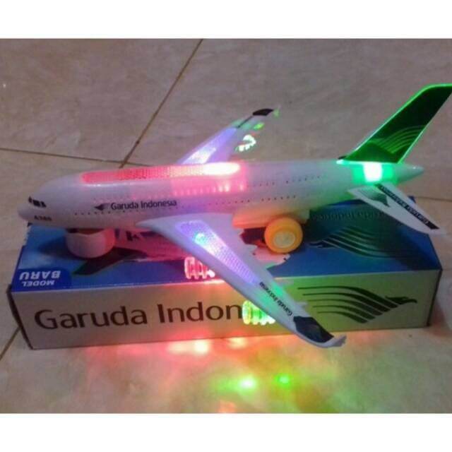 MAINAN ANAK PESAWAT GARUDA INDONESIA MODEL AIRBUS A380 | Lazada Indonesia