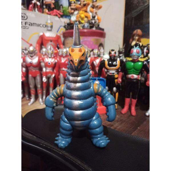Fast delivery Ultra monster ultraman kaiju vakishim figure tsuburaya ...