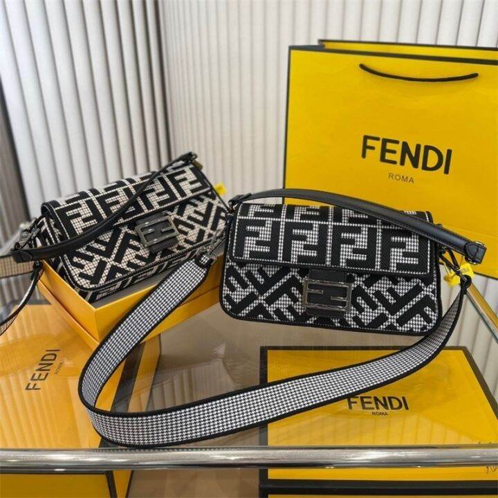 [Ready Stock] [Premium Edition] (With Box) Fendi Classic baguette bag ...