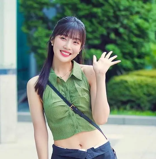 Cider Solid Texture Collar Crop Top | Lazada PH