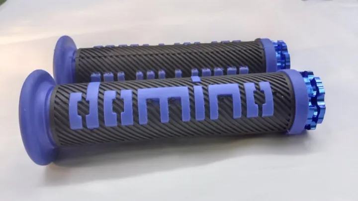 1 SET BLUE-BLACK DOMINO VERSION 2 HAND GRIP/GAMIT SA MOTOR/MOTOR ...