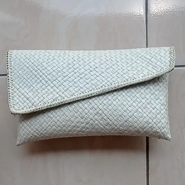 Dompet Clutch Pandan Model Miring Polos Kerajinan Tangan Khas ...