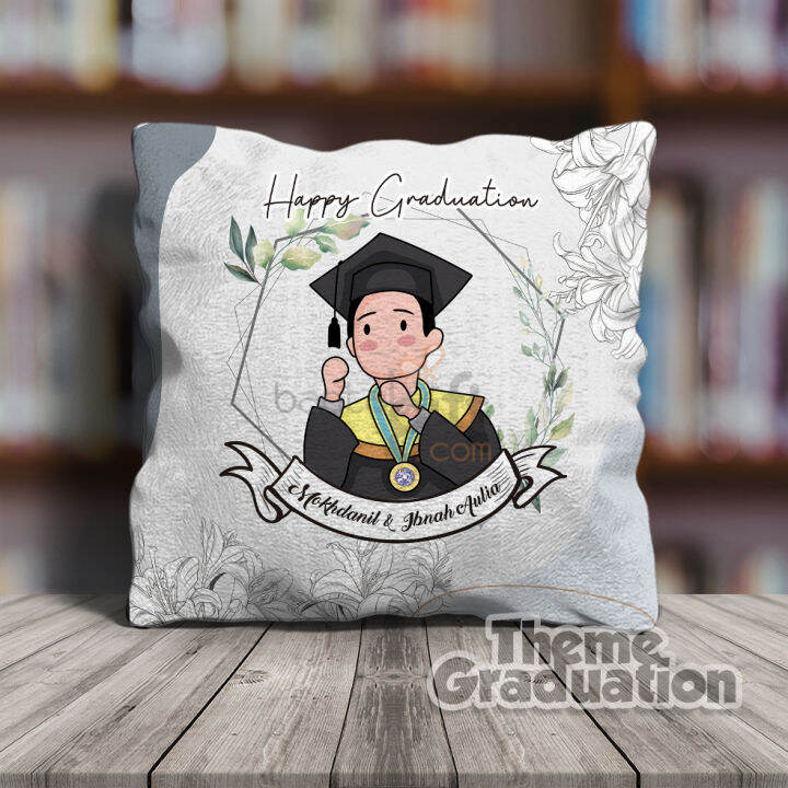 Bantal Custom Foto Karakter Cowok Hadiah Wisuda / Graduation | Lazada ...