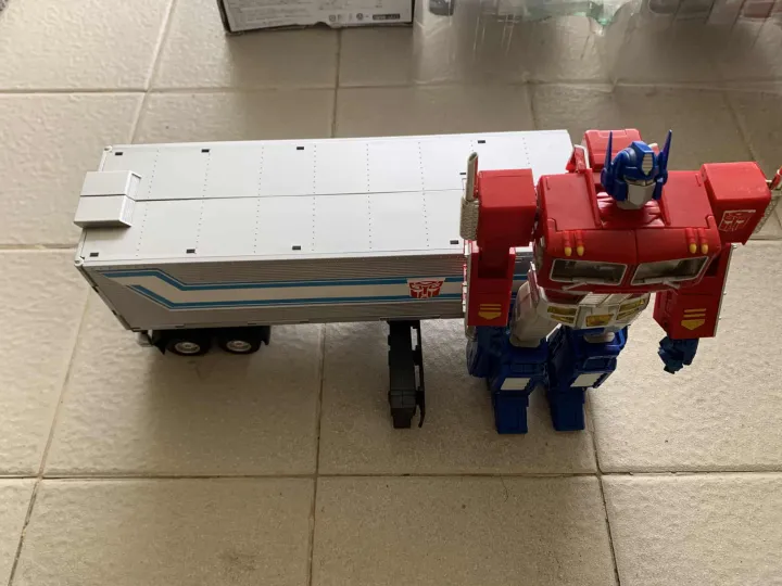 TRANSFORMERS MP-10 OPTIMUS PRIME CONVOY w/ TRAILER Displayed Condition ...