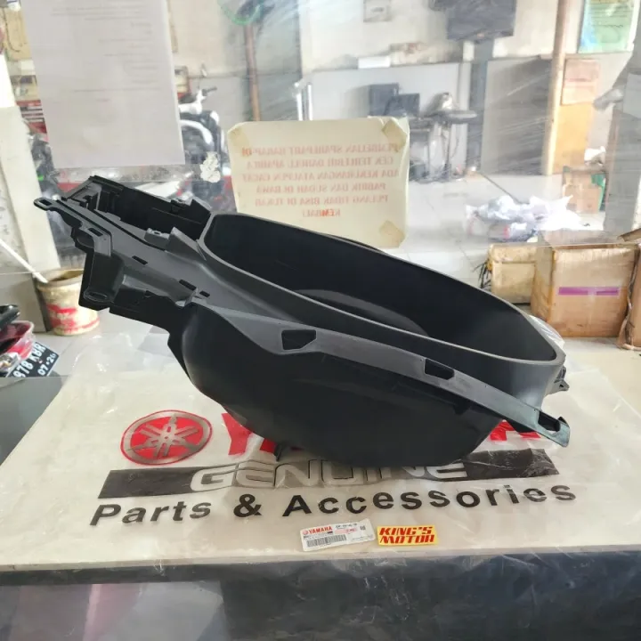 BOX BOK BAGASI TEMPAT HELM HELEM NMAX OLD 2DP F473R 10 TABUNG | Lazada ...