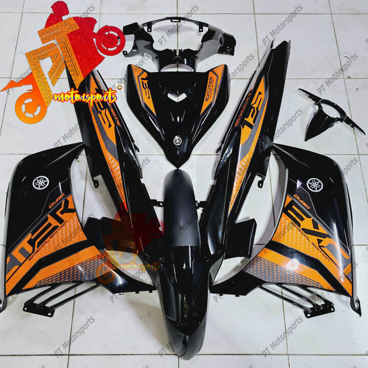 Yamaha LC135 Cover Set Black Hitam Kilat Orange Exciter Kings 2021 Orange V2 V3 V4 V5 V6 V7 83 ...